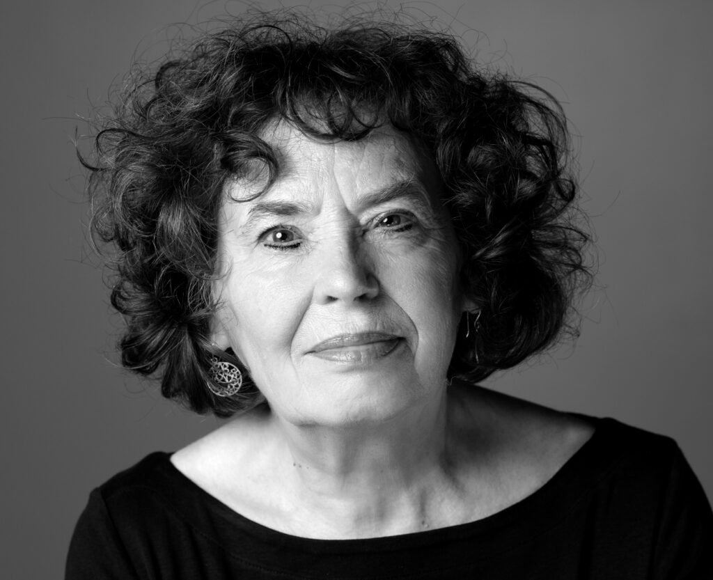 Claudia Mende | Overton Magazin